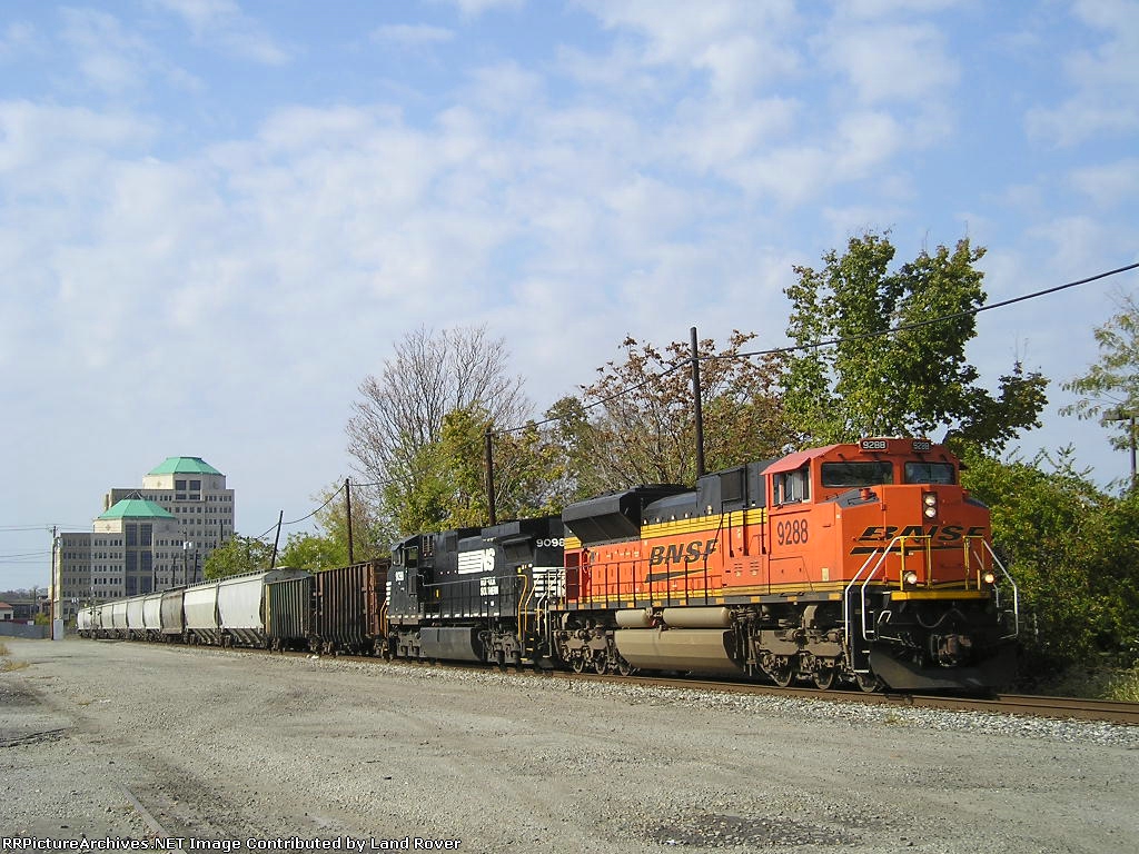 BNSF 9288 On NS 143